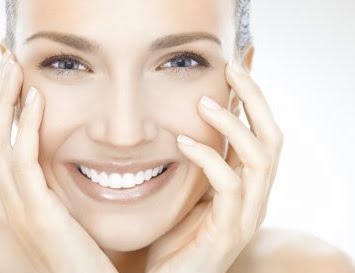 Увлажняющий гель с алоэ вера снимает раздражение